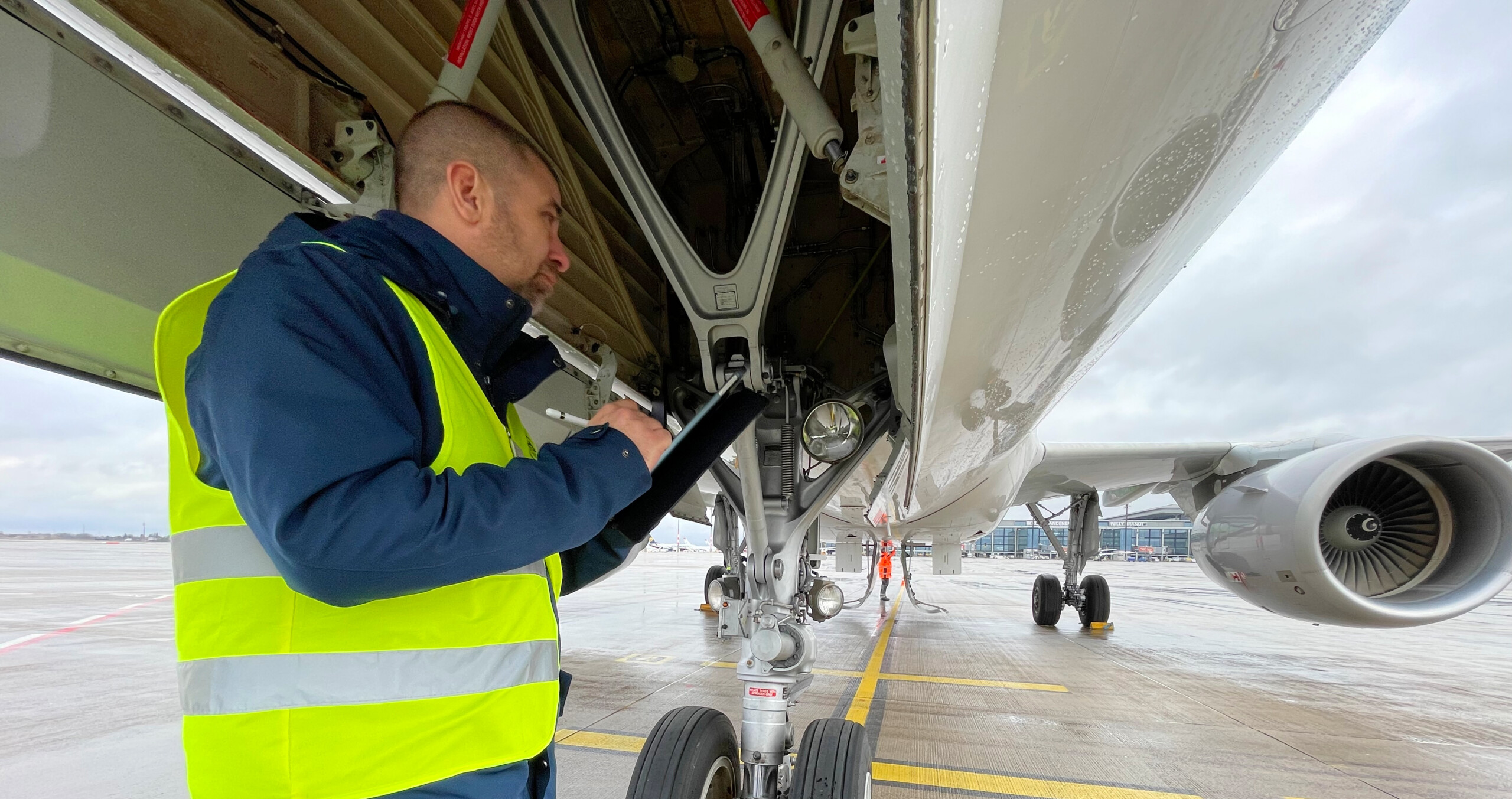 Excellence Diploma: Champion of Risk-based Aviation Auditing | AEROTHRIVE